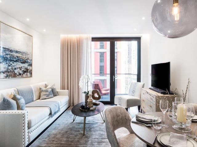 Apartment for rent in The Residence, 4 Charles Clowes Walk, Nine Elms, London, SW11