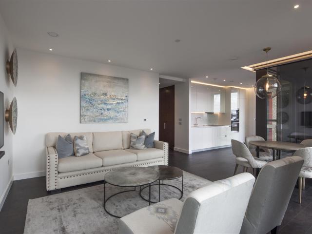 Apartment for rent in The Residence, 4 Charles Clowes Walk, Nine Elms, London, SW11