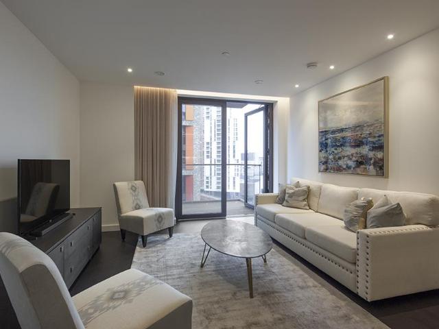 Apartment for rent in The Residence, 4 Charles Clowes Walk, Nine Elms, London, SW11