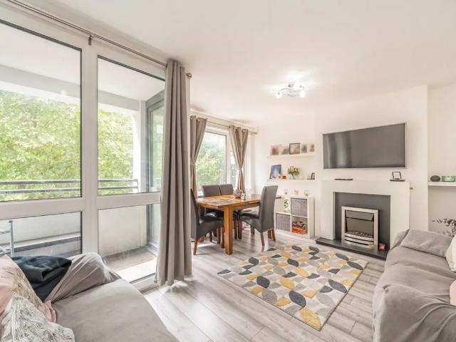 apartment for rent in Thessaly Road, London, SW8 4ED