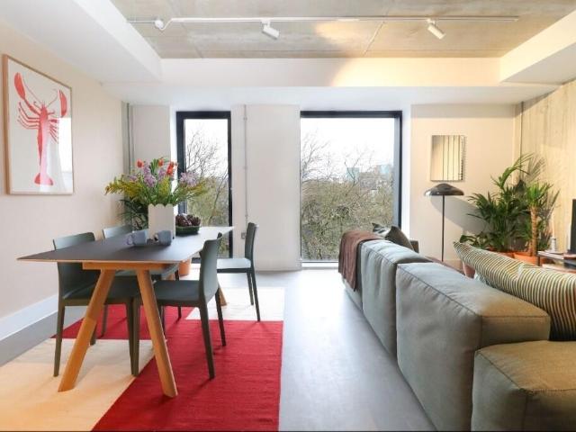 2 bedroom flat to rent on Thomas Street, Sheffield