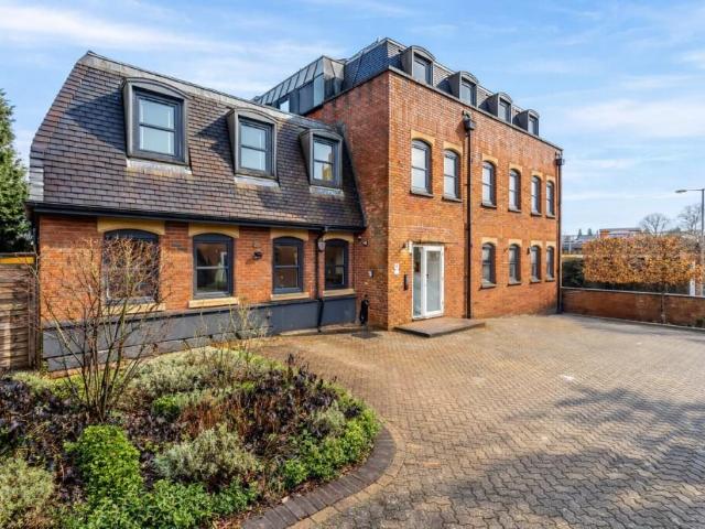 apartment for rent in Thompsons Close, AL5 4FH