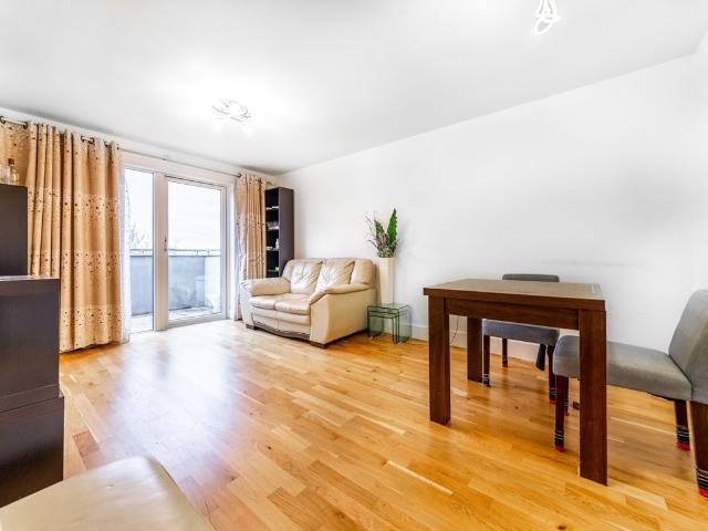 apartment for rent in Tiller Road, Canary Wharf