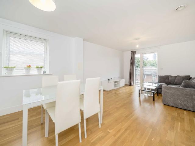 apartment for rent in Tiller Road, Canary Wharf