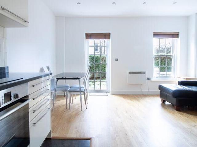 apartment for rent in Trafalgar Road, SE10 9UG