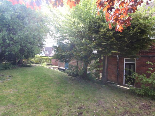 apartment for rent in Twentywell Lane, Sheffield, S17