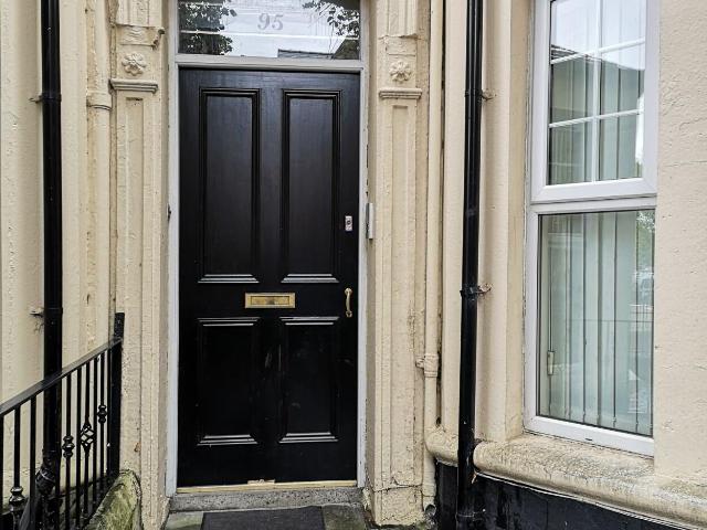 apartment for rent in Unit 1, 95 University Avenue, Belfast, BT7 1GX