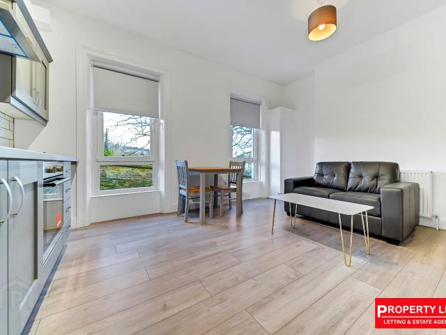 apartment for rent in Unit 2, 10 Asylum Road, Derry/Londonderry, Cityside, BT48 7DX