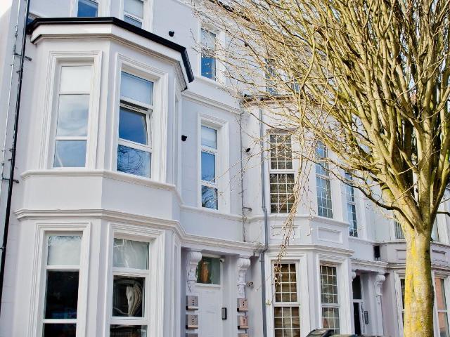 apartment for rent in Unit 3, 113 Eglantine Avenue, Belfast, BT9 6EX