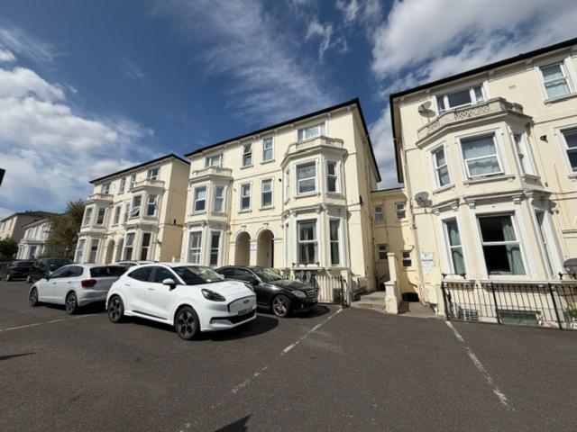 apartment for rent in Upper Grosvenor Road, Tunbridge Wells, TN1