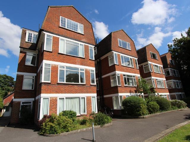 Apartment for rent in Vale Road, Bournemouth