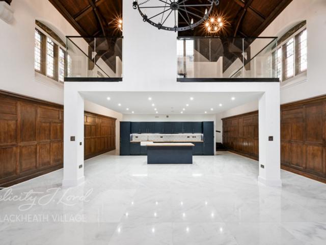 apartment for rent in Village Square