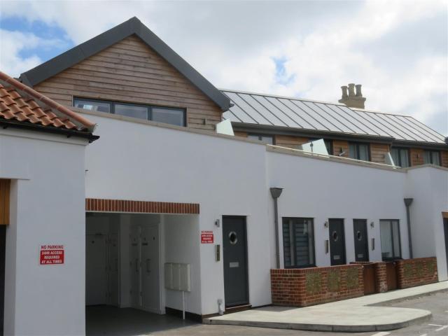 apartment for rent in York Road, IP18 6FA