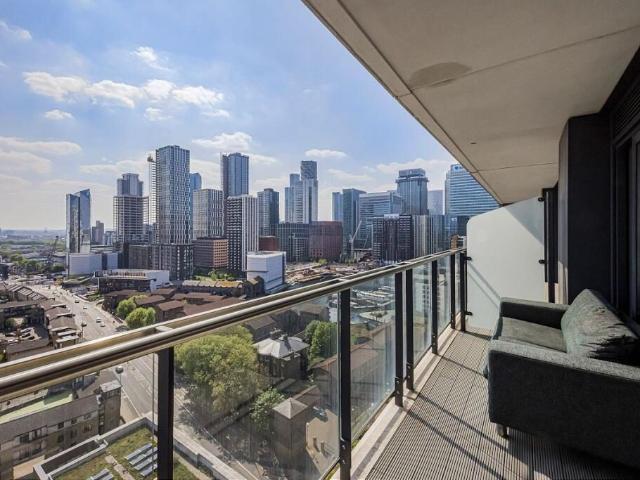 apartment for rent in Yabsley Street, E14 9RG