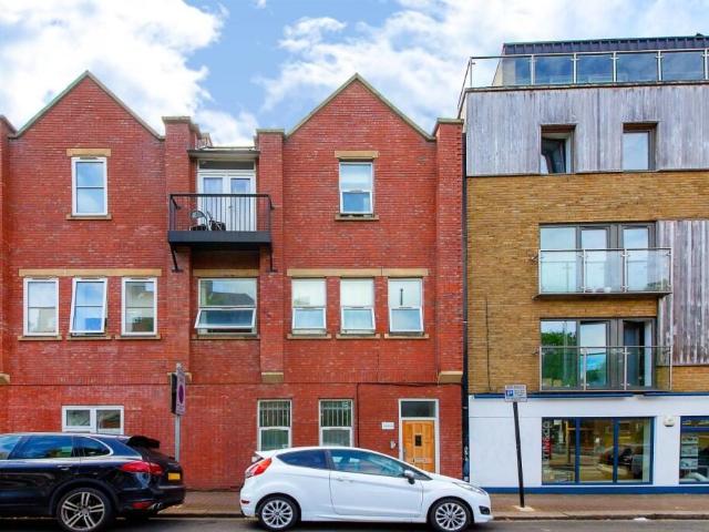apartment for rent in Yukon Road, SW12 9PU