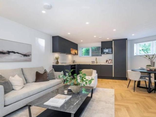Apartment For Rent London London 4000 ES93184638