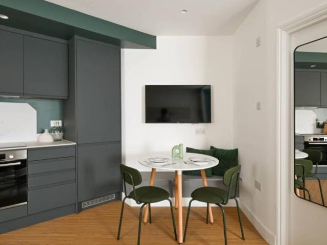 Apartment For Rent London London 4100 ES99189829