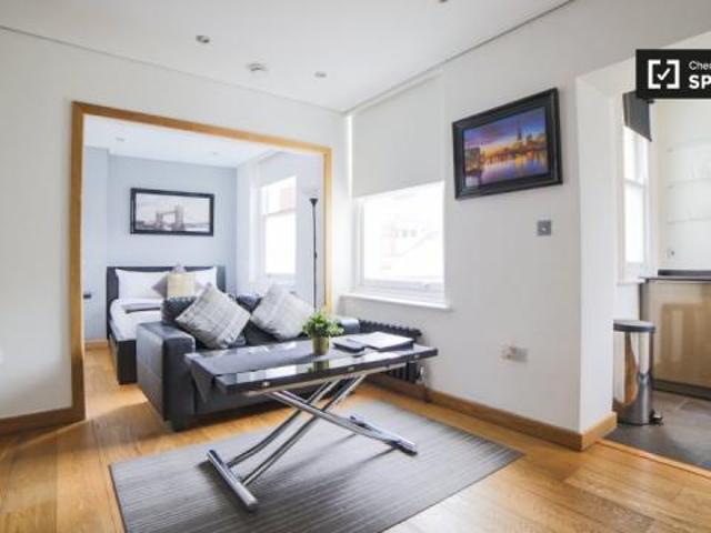 Apartment For Rent London London 4700 ES88597748