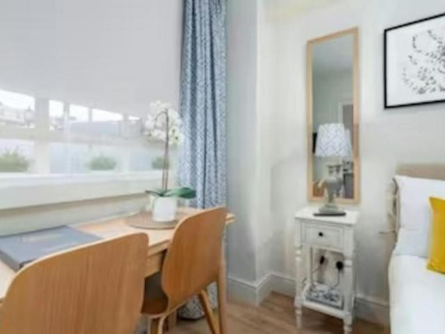Apartment For Rent London London 5150 ELS101587670