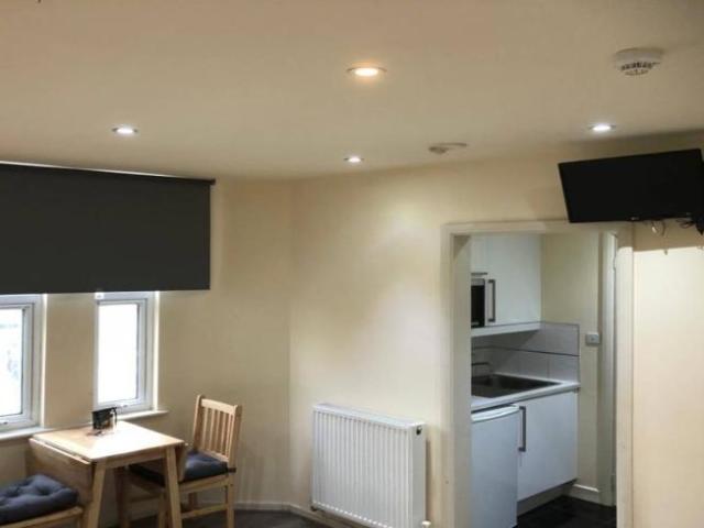 Apartment For Rent London London 1175 ELS102207016