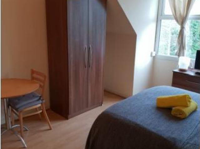 Apartment For Rent London London 1352 ELS100217133