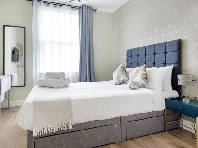Apartment For Rent London London 1550 ES96562547
