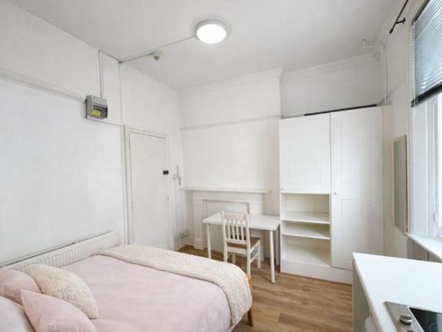 Apartment For Rent London London 1668 ELS101276780