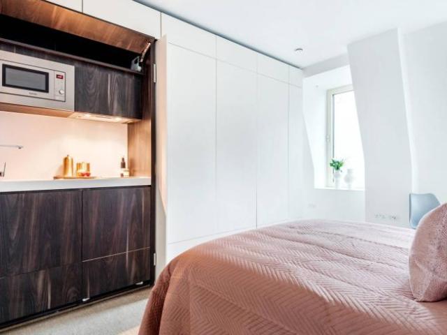 Apartment For Rent London London 1976 ES99978422