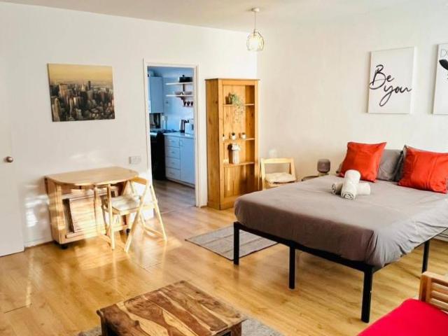 Apartment For Rent London London 2000 ELS101765086