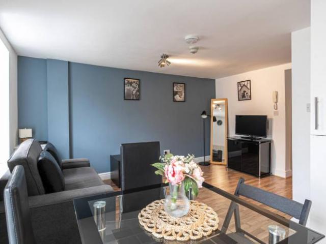 Apartment For Rent London London 2273 ES90851380