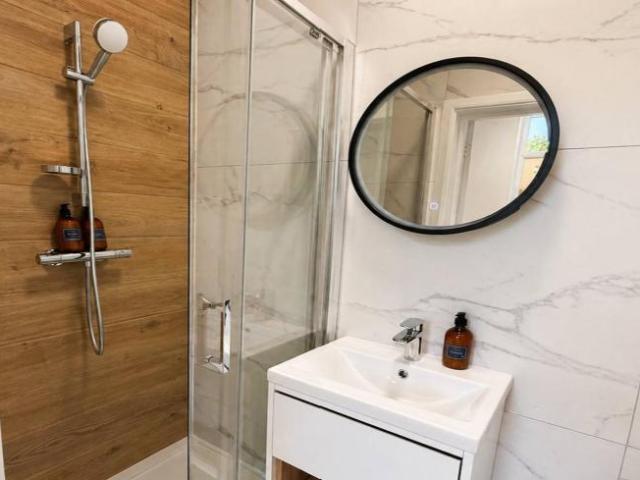 Apartment For Rent London London 2500 ELS102056310