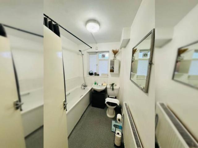 Apartment For Rent London London 2500 ES95477283