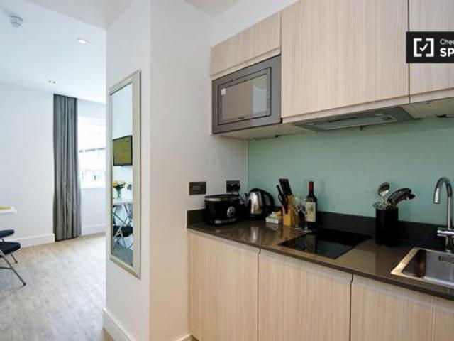 Apartment For Rent London London 2730 ES67368643