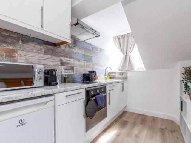 Apartment For Rent London London 2900 ES79082902