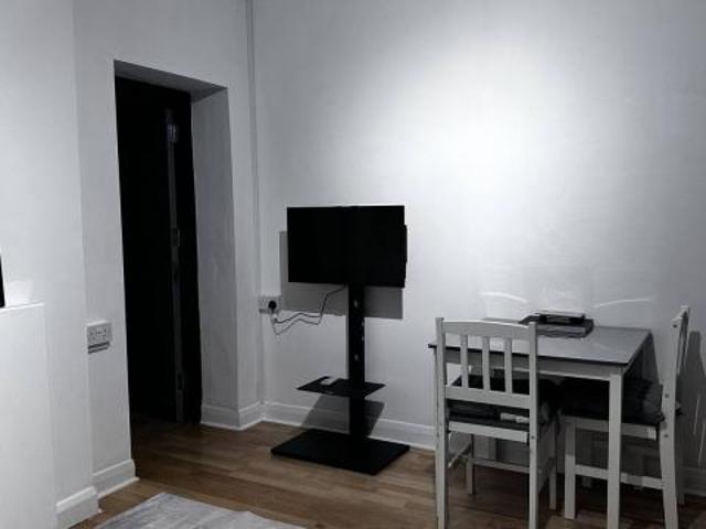 Apartment For Rent London London 3180 ES85945619