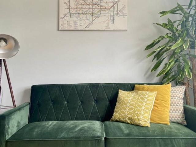 Apartment For Rent London London 3220 ES98334492