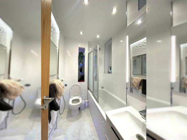 Apartment For Rent London London 3500 ES96123676