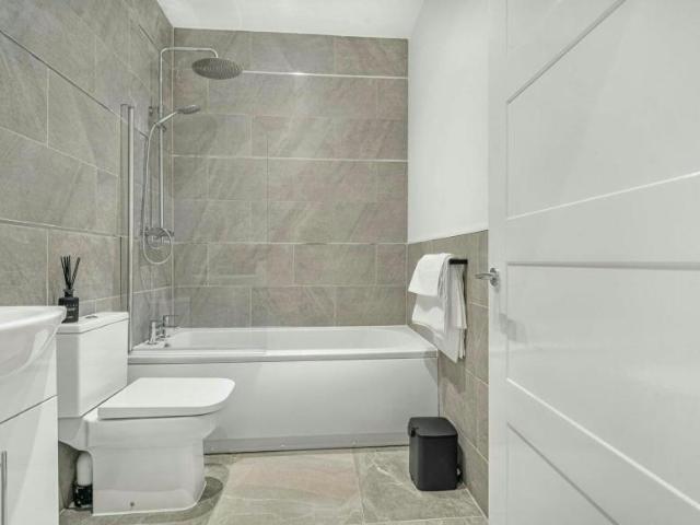 Apartment For Rent Liverpool Liverpool 1895 ES102086455