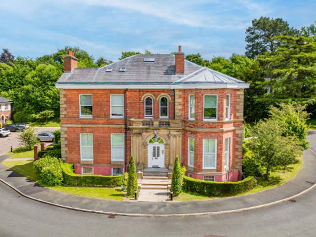 Apartment for rent St. Hilarys Park, Alderley Edge