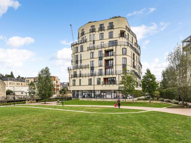Apartment For Rent Royal View, Bath