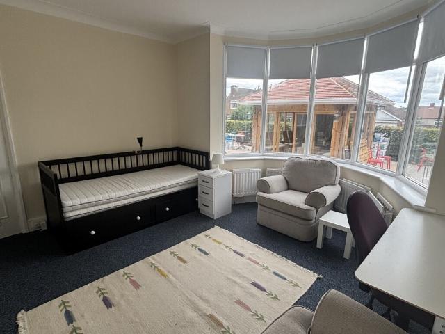 Apartment for rent Throntree Drive, Newcastle