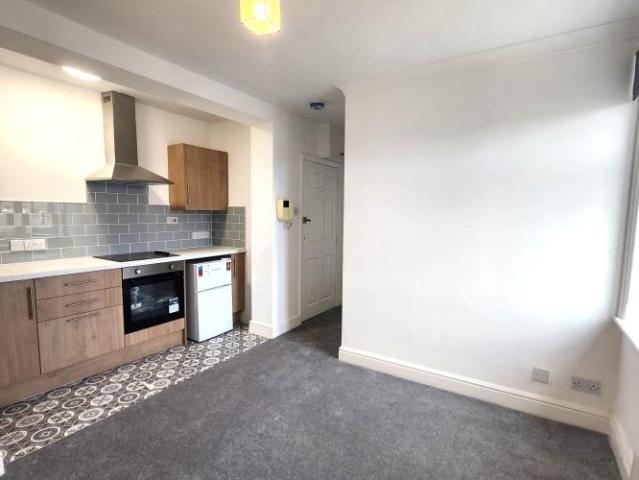 Apartment For Rent Upton Park, Central Slough, Berkshire