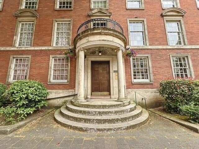Apartment For Sale Cardiff Cardiff 99000 ES99380766