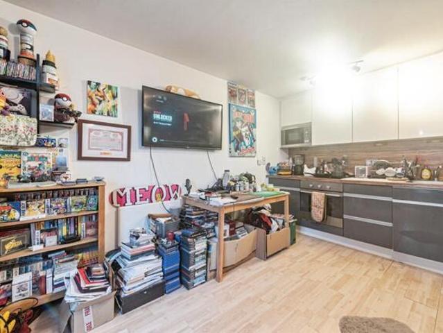 Apartment For Sale Basingstoke Hampshire 120000 ES100024118