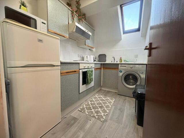 Apartment For Sale Farnham Surrey 150000 ELS100615282