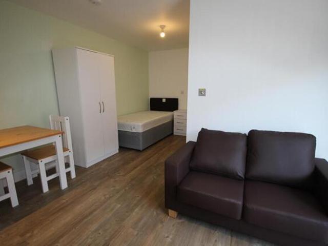 Apartment For Sale Oldham Oldham 75000 ES96939030
