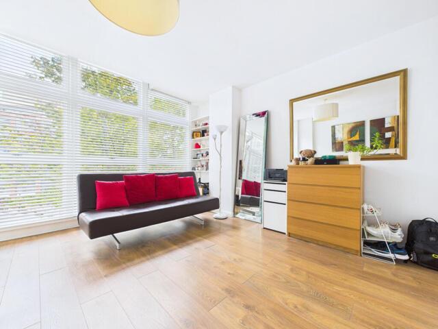 Apartment For Sale London Greater London 290000 ES100648640