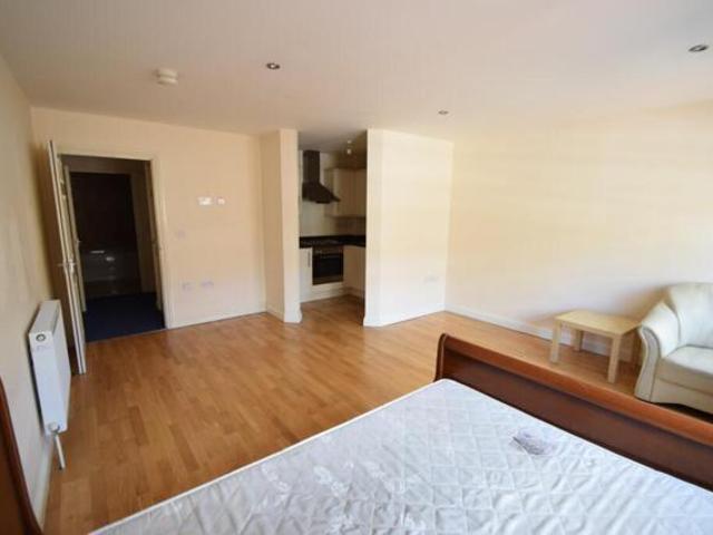 Apartment For Sale Luton Luton 90000 ELS98800801
