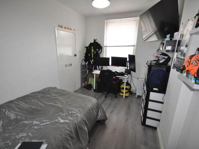 Apartment For Sale Marlborough Wiltshire 99000 ELS100615086