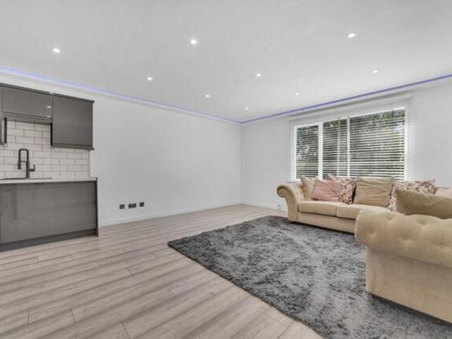 Apartment For Sale Stanwell Surrey 157500 ELS98930134